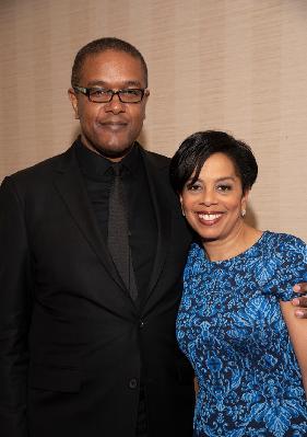 Sharon Epperson Biography